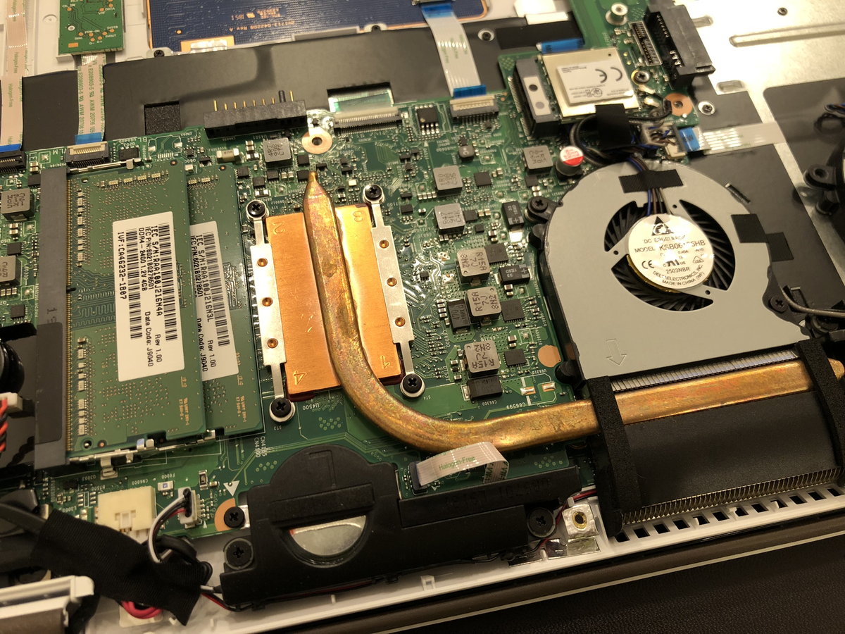 LIFEBOOK AH53/D1 FMVA53D1W 音がうるさい CPUファン交換 | パソコン坊主